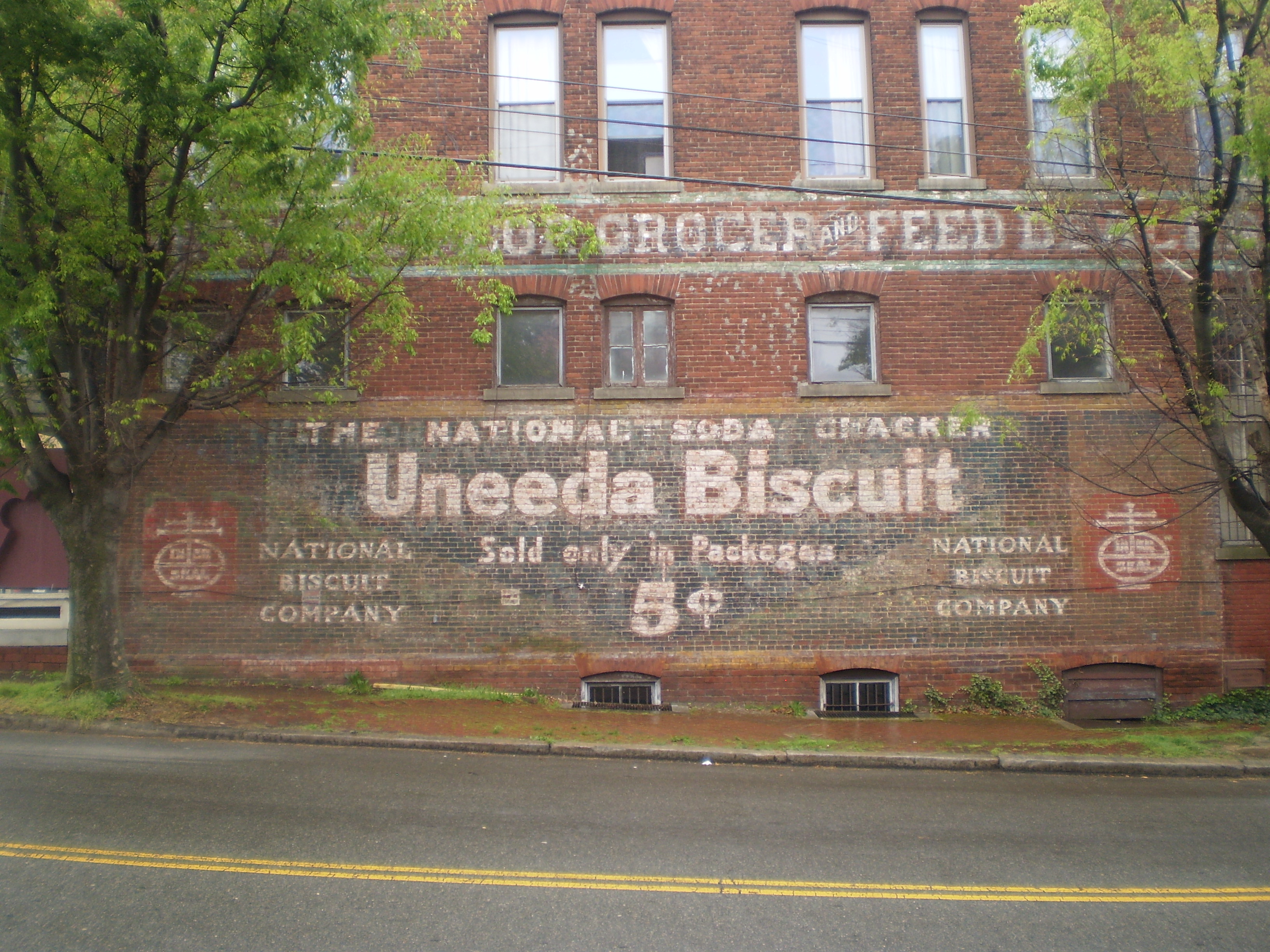 Uneeda Biscuit Sign, Church Hill | The Faculty Lounge